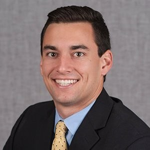 TailoredU - Master Data Analytics through Real-World Projects